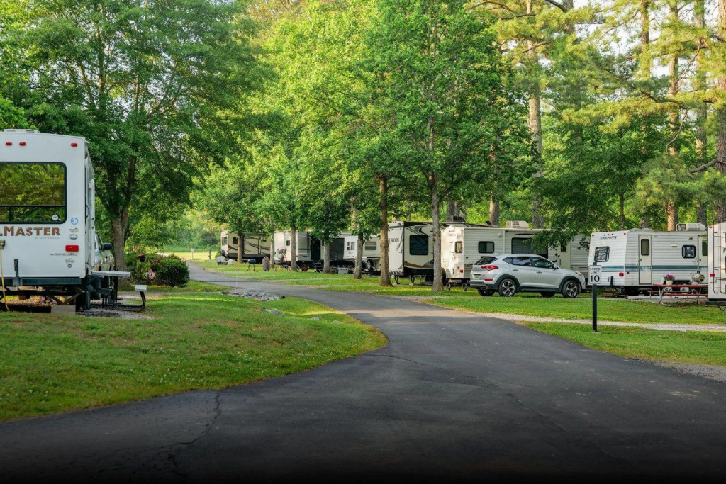 Unhitched Cullman Photo Gallery | Explore RV Camping in Cullman, AL