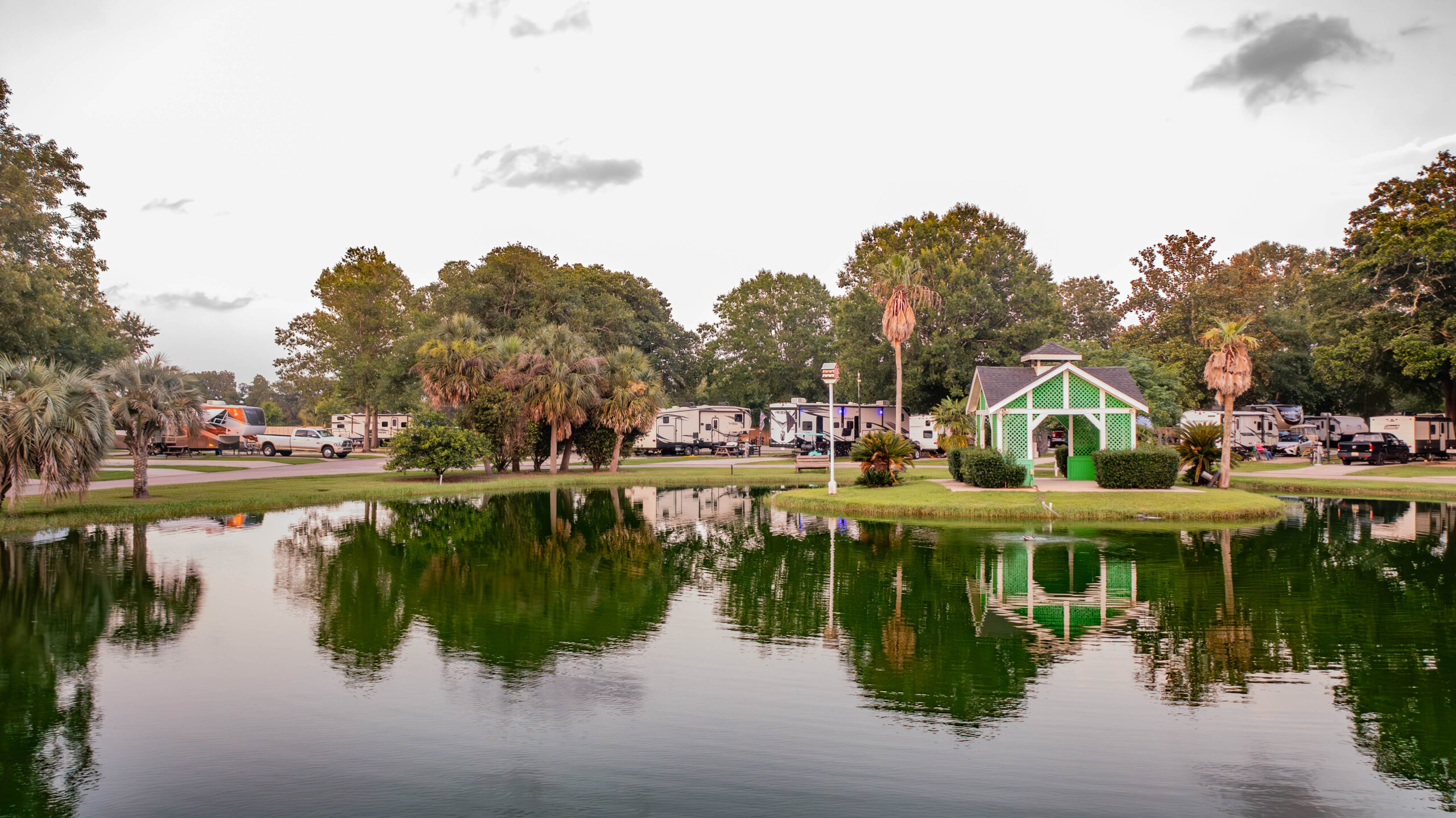 Tour Johnny's RV Park: Photos of Our RV Park Near Foley, Alabama